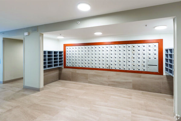 Photo Gallery - Cresthaven Senior Living - Senior Living Retirement ...