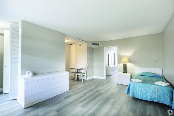 Photo Gallery - Cresthaven Senior Living - Senior Living Retirement ...